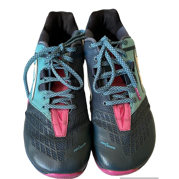 Altra | Shoes | Womens Altra Hiit Foot Shape Running Shoes Blue Pink ...